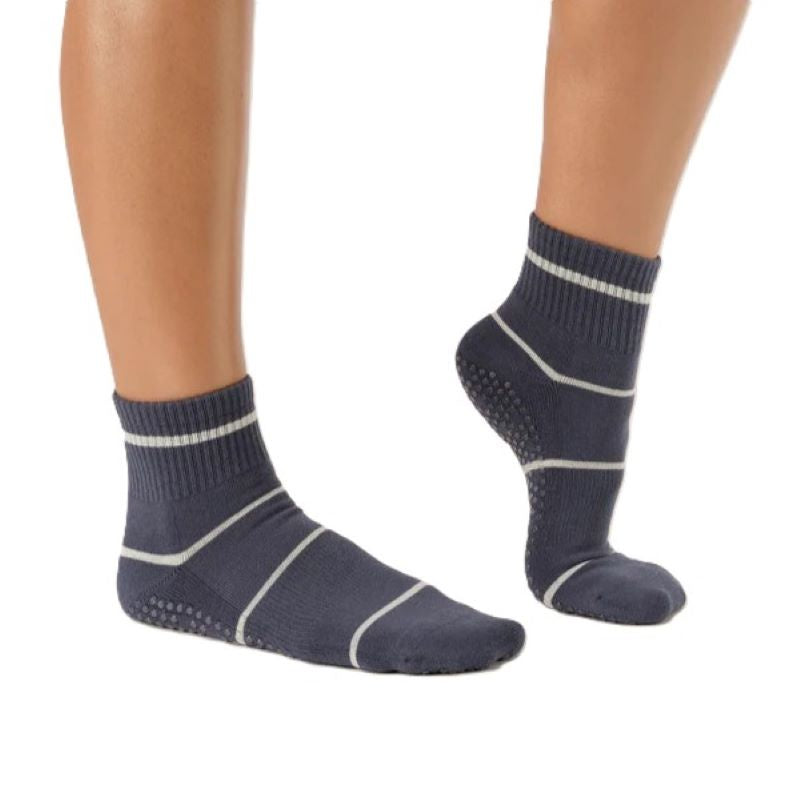 Quarter Crew Grip Socks - Baseline Navy – Wileaway